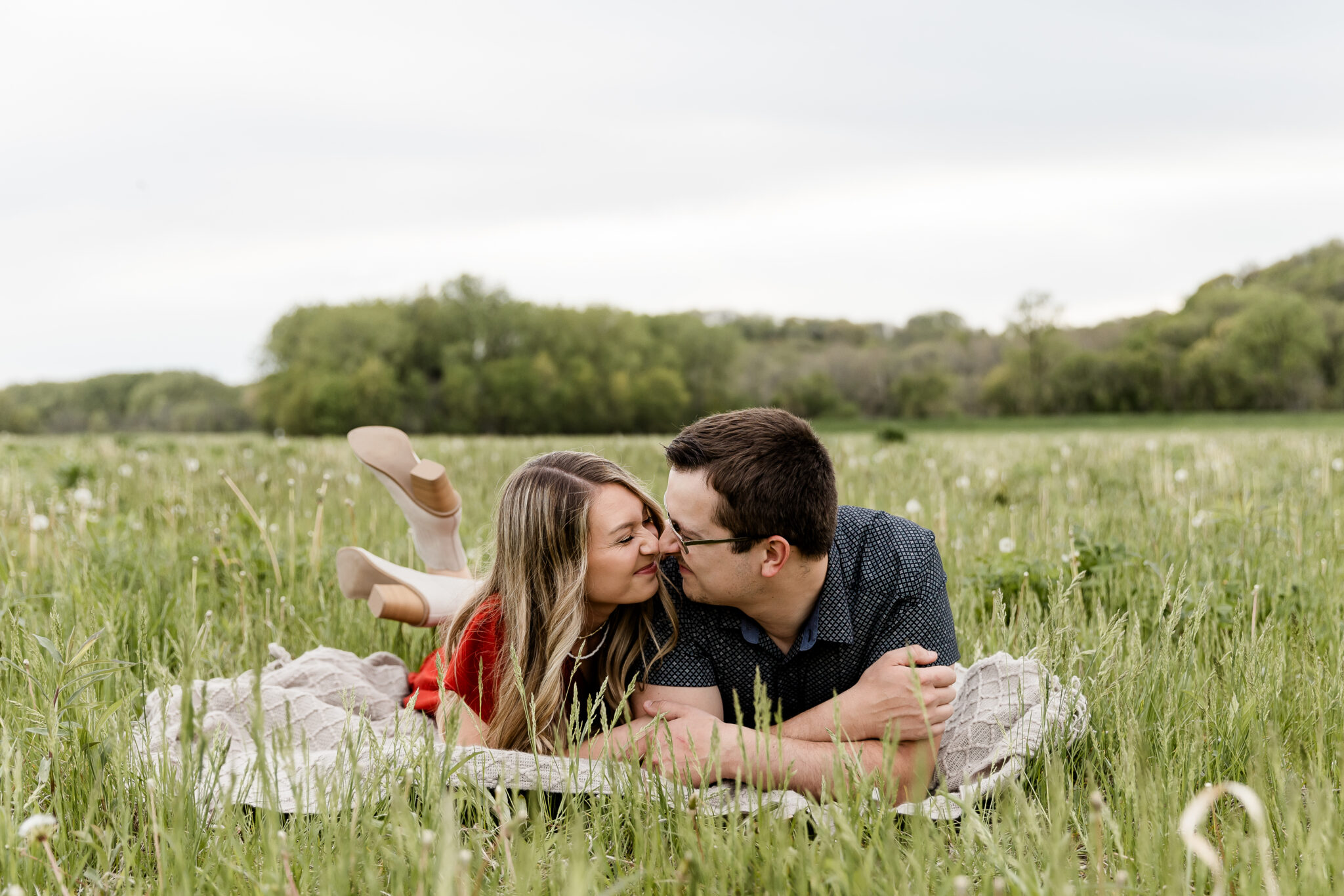 Amber + Josh | Bellevue State Park & Horse Farm Engagement Session - amandamcleodphotography.com